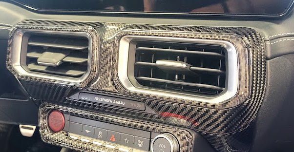 DynaCarbon™ Carbon Center Vent for Ford Mustang 2024 – Dyna Performance